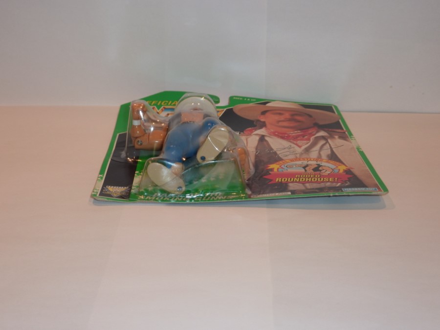 Bart of the Smoking Guns WWF - Hasbro 1994 - Series 11 - MOC ...