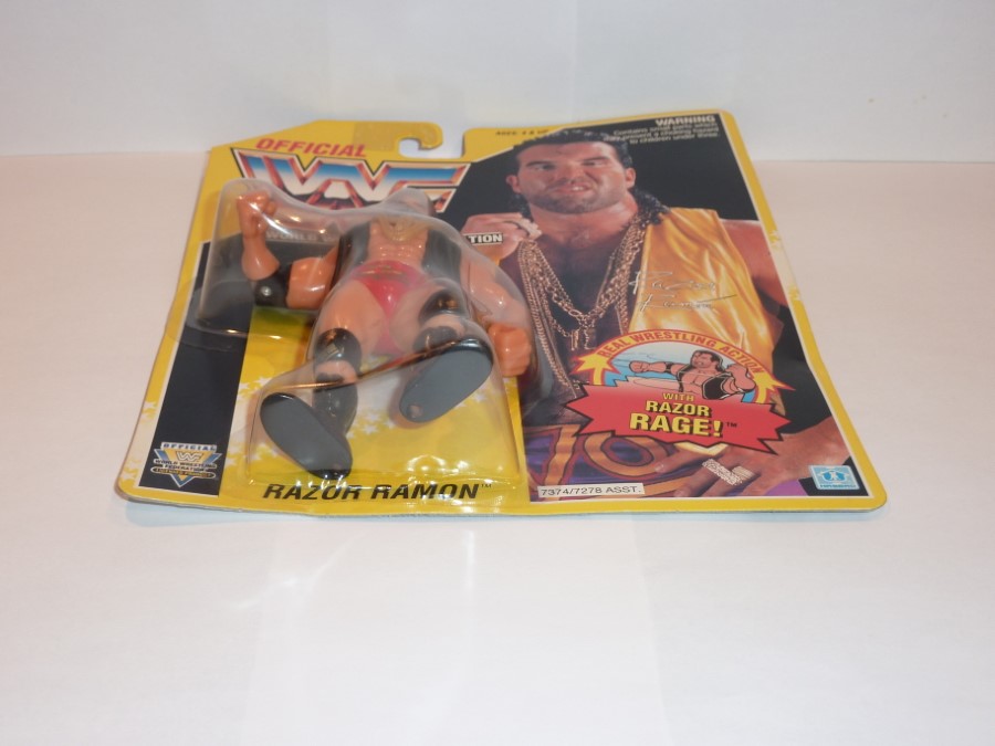 Razor Ramon WWF - Hasbro 1993 - Series 7 - MOC - Wrestling Figure ...